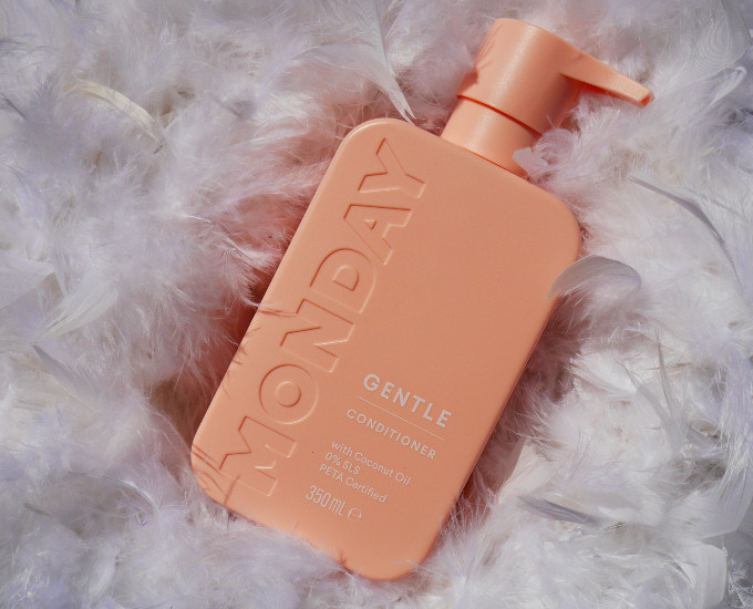 MONDAY Shampoo & Conditioner Review - The Beauty Creator